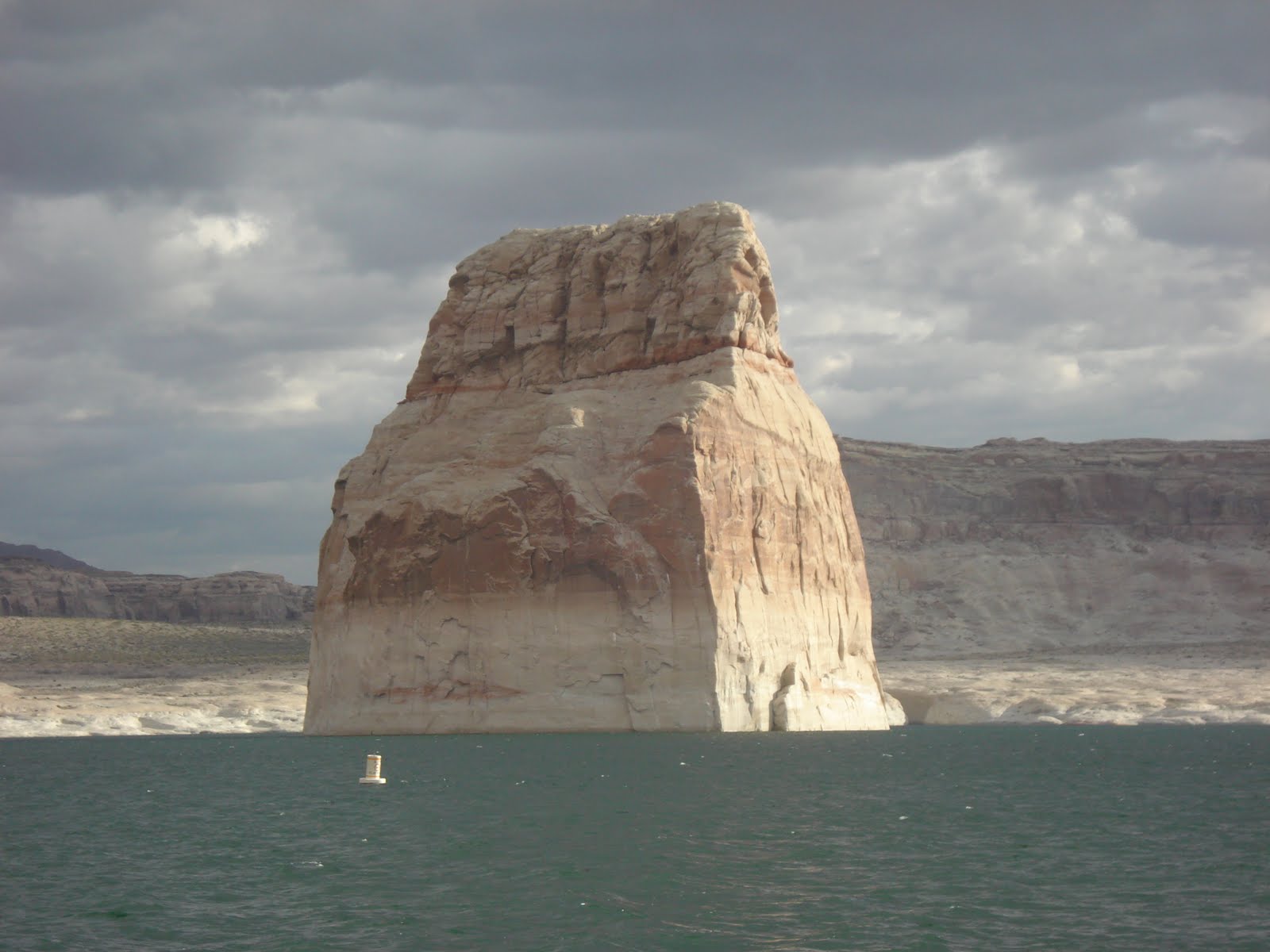 Stafford's On The Road: Lone Rock Beach, Lake Powell Utah