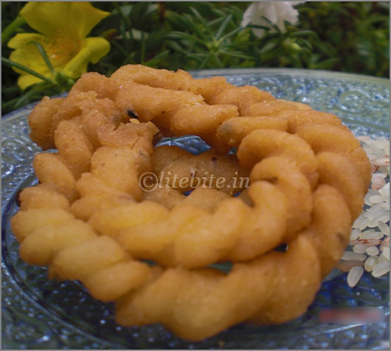 Different Strokes: A Crispy Lentil Snack - Murukku