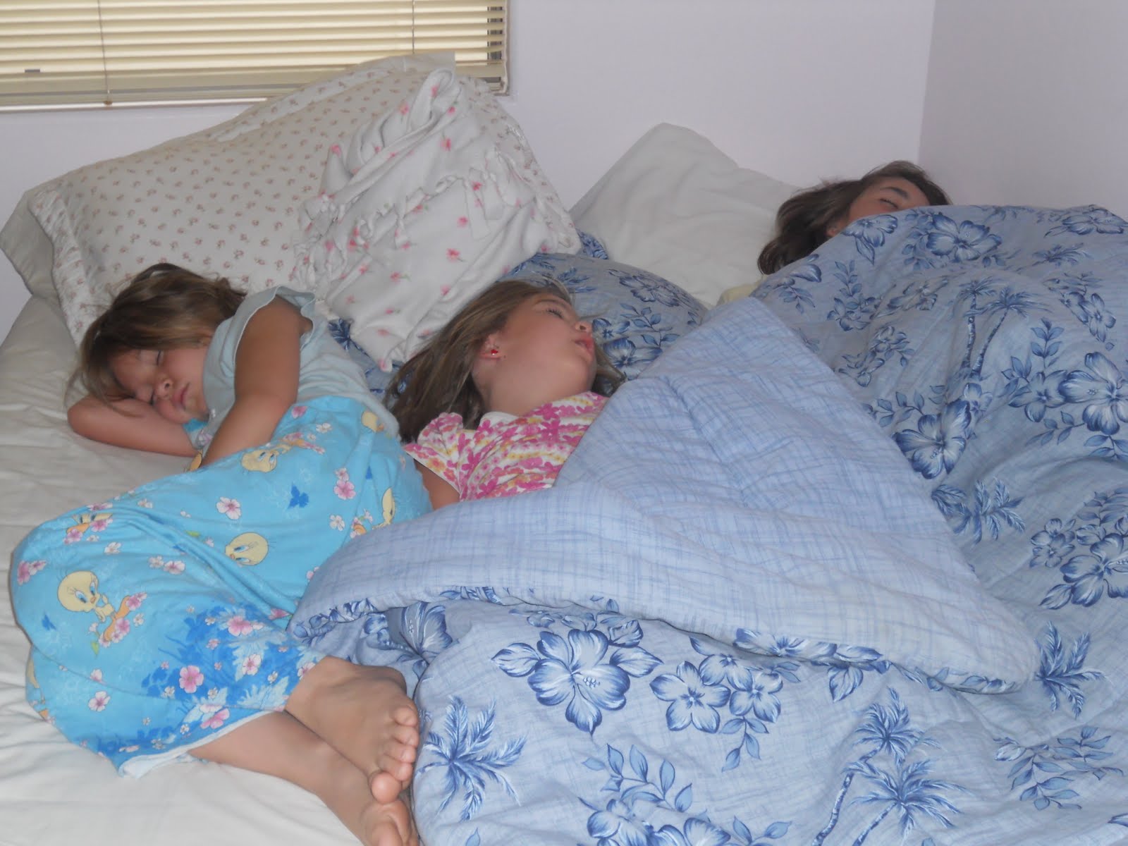 Fabulous Friend Family: Sleeping at Great Grandmas