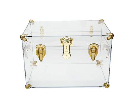 The Nest Quest: Floating on Air - Lucite and Acrylic Furniture