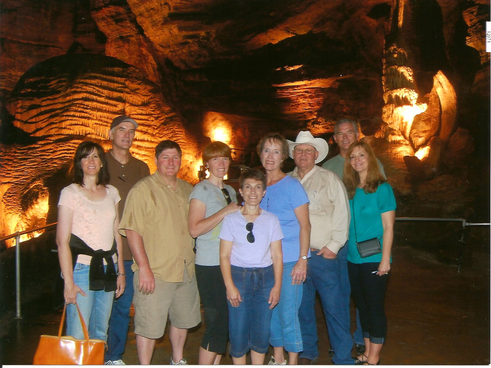 Tom, Cheryl & Family: Marvel Cave and Silver Dollar City