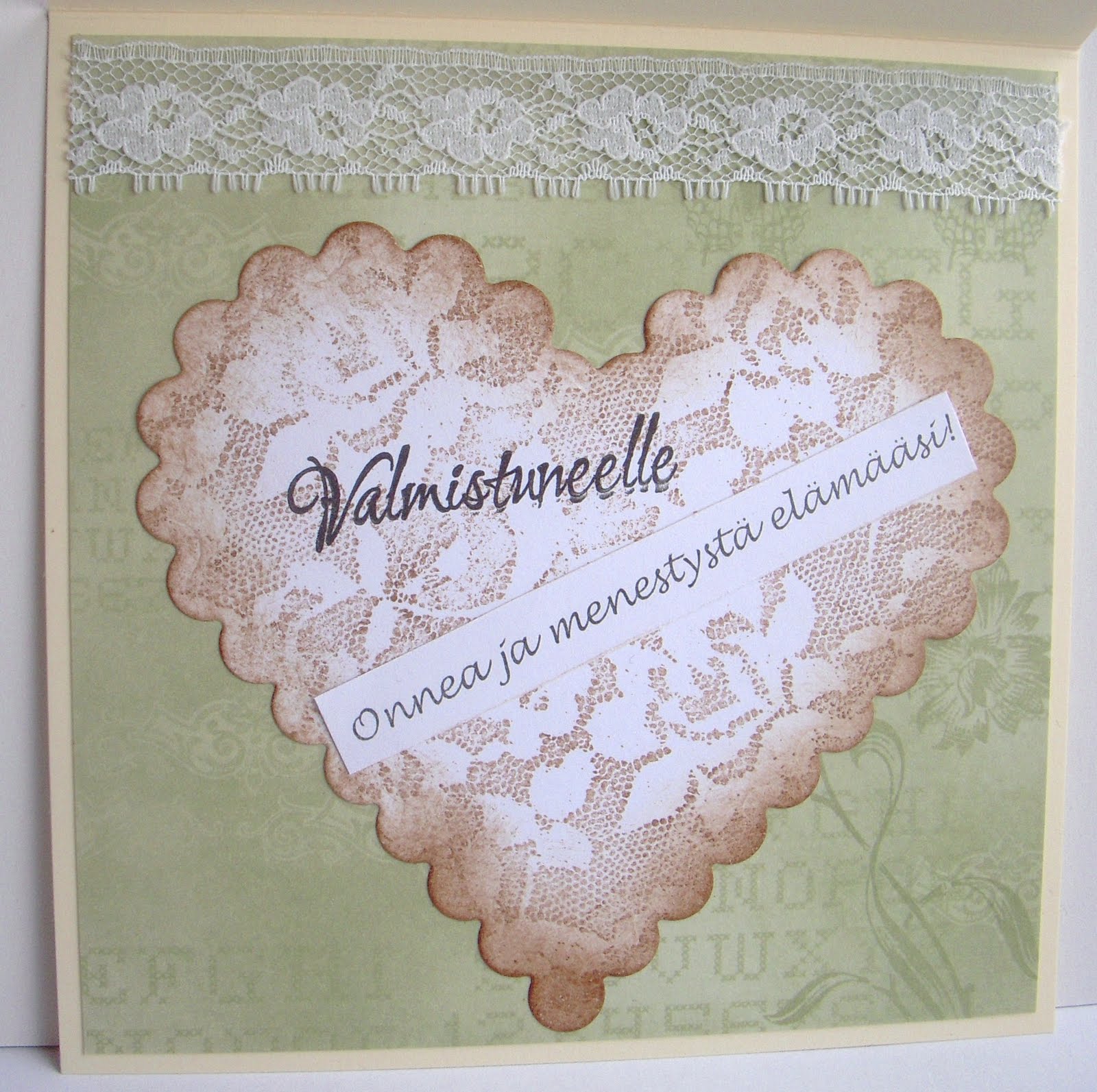 KORTIT ja MUUT ASKAREET: Kortti valmistuneelle