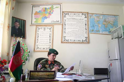 thruafghaneyes: General Mohammadzai Khatol Afghan woman paratrooper