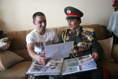 thruafghaneyes: General Mohammadzai Khatol Afghan woman paratrooper