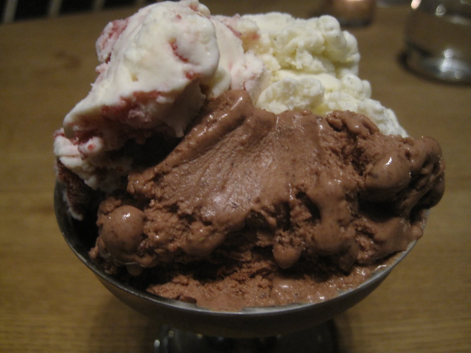 DOS HERMANOS: GO EVERYWHERE, EAT EVERYTHING: BARBECOA: MONSTROUS CARBUNCLE