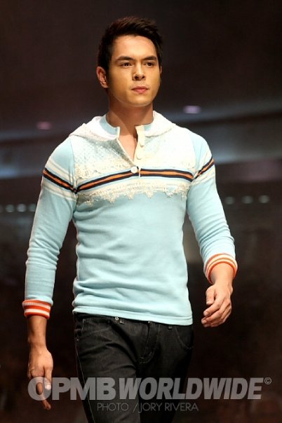 Fashion Galleries: Jake Cuenca is shirtless at the Philippine Fashion ...