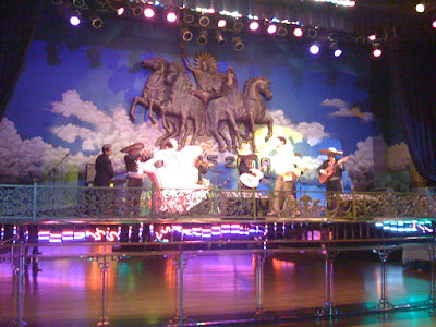 Mexican Dance Ensemble, Chicago IL: Apollo's 2000. Clausura semana ...