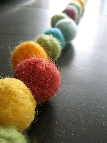 DIY FELTED GARLAND - Triple Max Tons