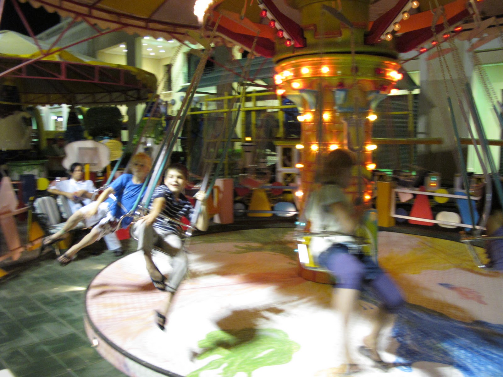 Family On the Go: Children's Paradise