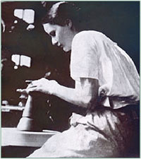 If It's Hip, It's Here (Archives): Remembering Eva Zeisel 1906-2012 ...