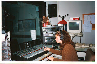 AUDIOVISUALES: Radiodifusión