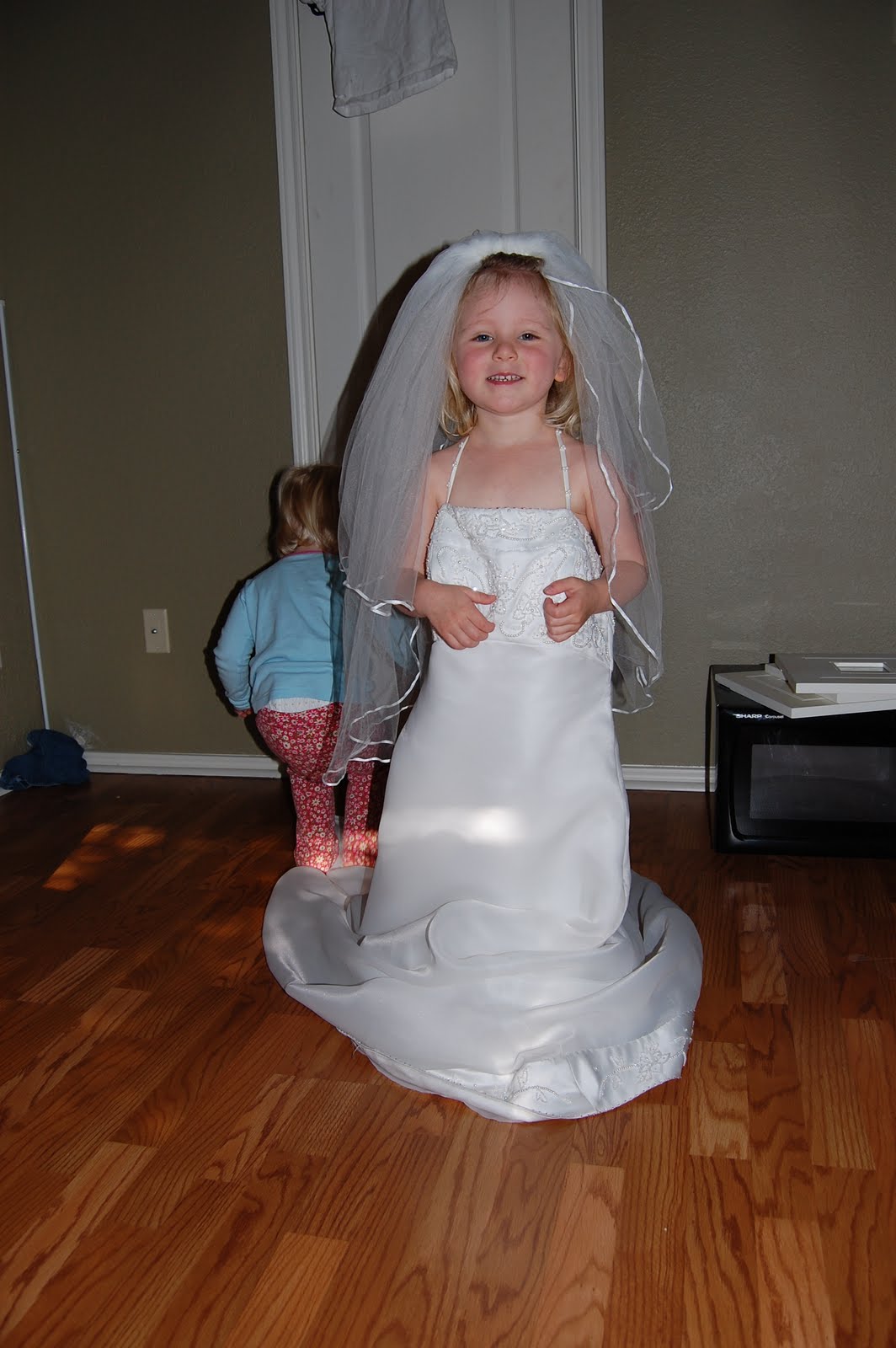 Two Peas: Little brides