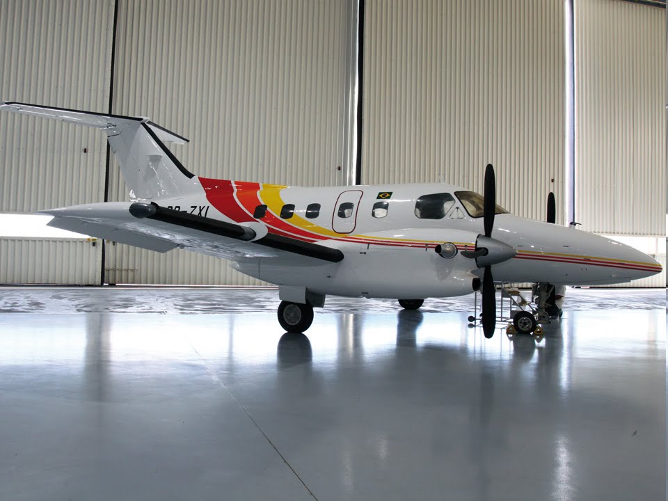 AIRMGF: A HISTÓRIA DO EMB-121 XINGU