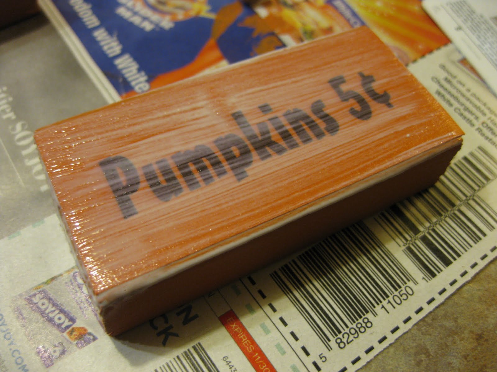 Small Town, America: DIY - Small wooden signs