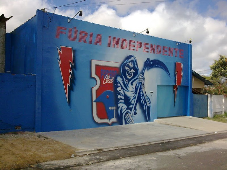 FAMILIA FÚRIA LESTE: BATERIA FURIA INDEPENDENTE