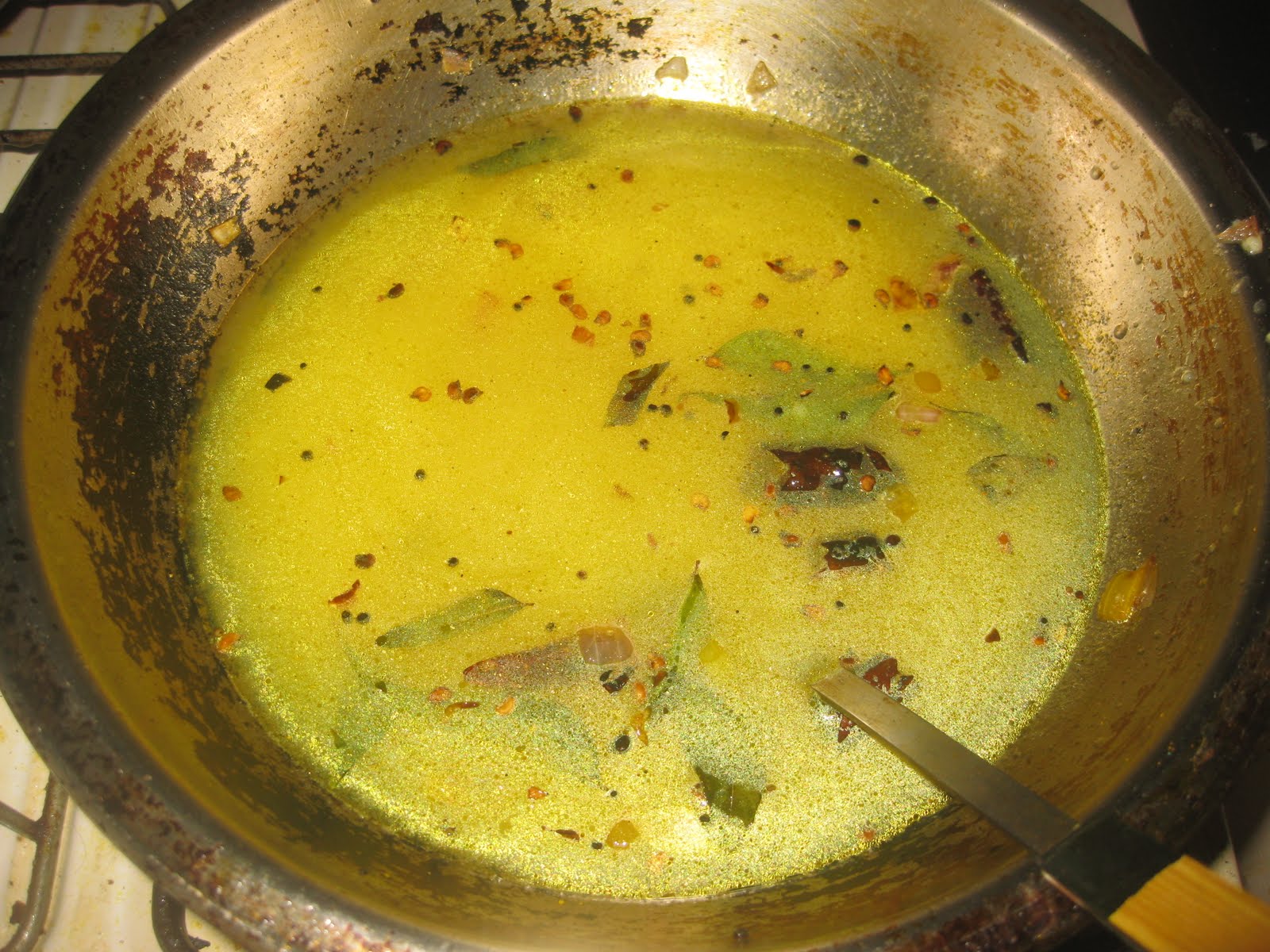 akila's samayal world: PAASI PARUPPU SAATHAM