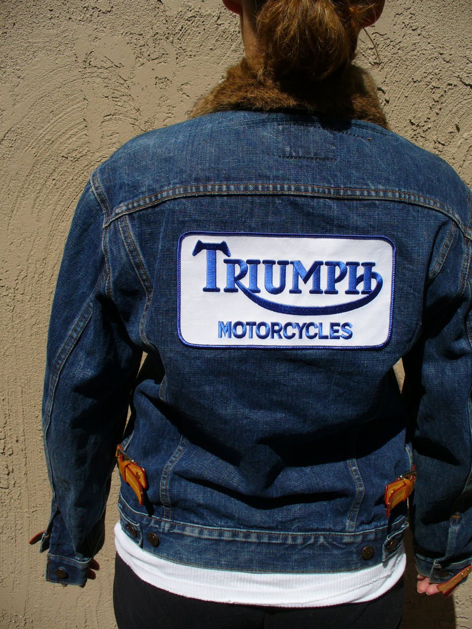 VINTAGE KLASS: VINTAGE TRIUMPH VEST