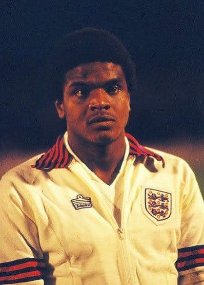 galería futbol: Bob Hazell*