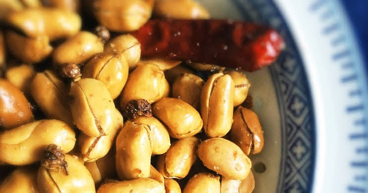 Spicy Mala Peanuts 麻辣花生 | Chinese Recipes at TheHongKongCookery.com