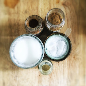 Spicy Mala Peanuts 麻辣花生 | Chinese Recipes at TheHongKongCookery.com