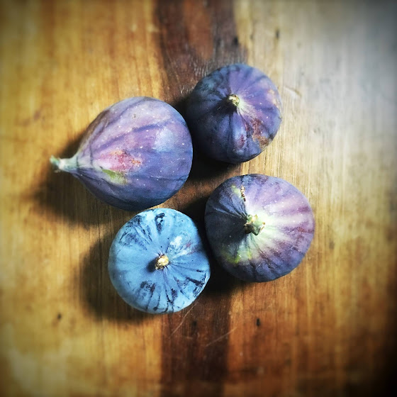 Caramelized Figs | Chinese Recipes at TheHongKongCookery.com