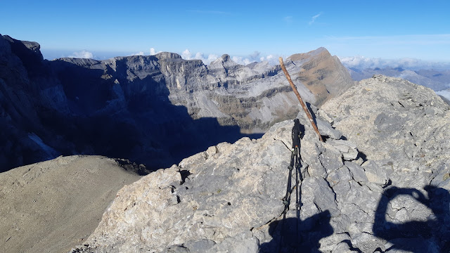 Pyrénées Gilles: Petit Astazou, Grand Astazou, Pic Rouge de Pailla en ...