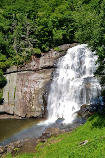 Waterfall Hero Hikes: Rainbow Falls (Horsepasture)